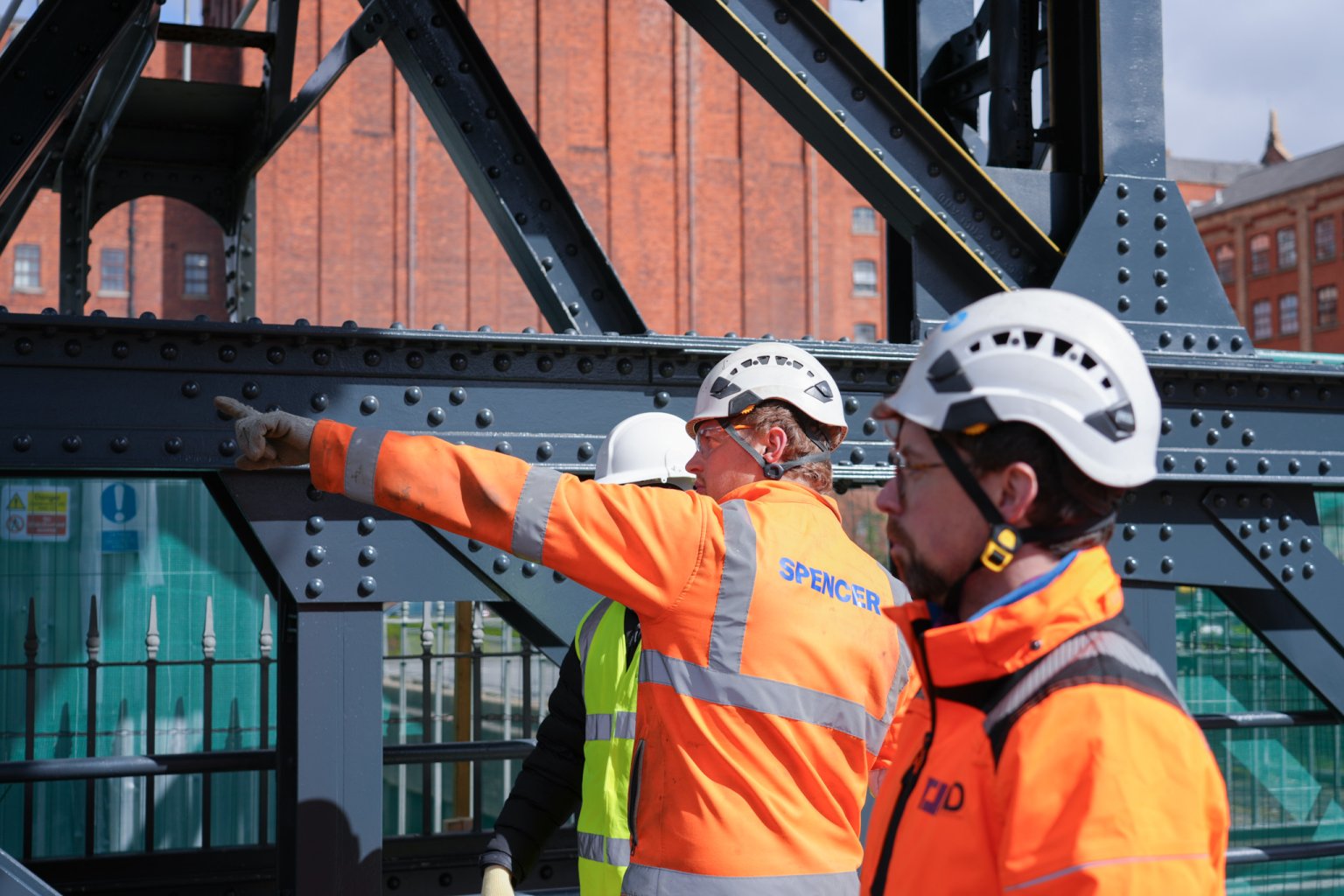 Leeds Civil Engineering students visit Corporation Road Bridge ...